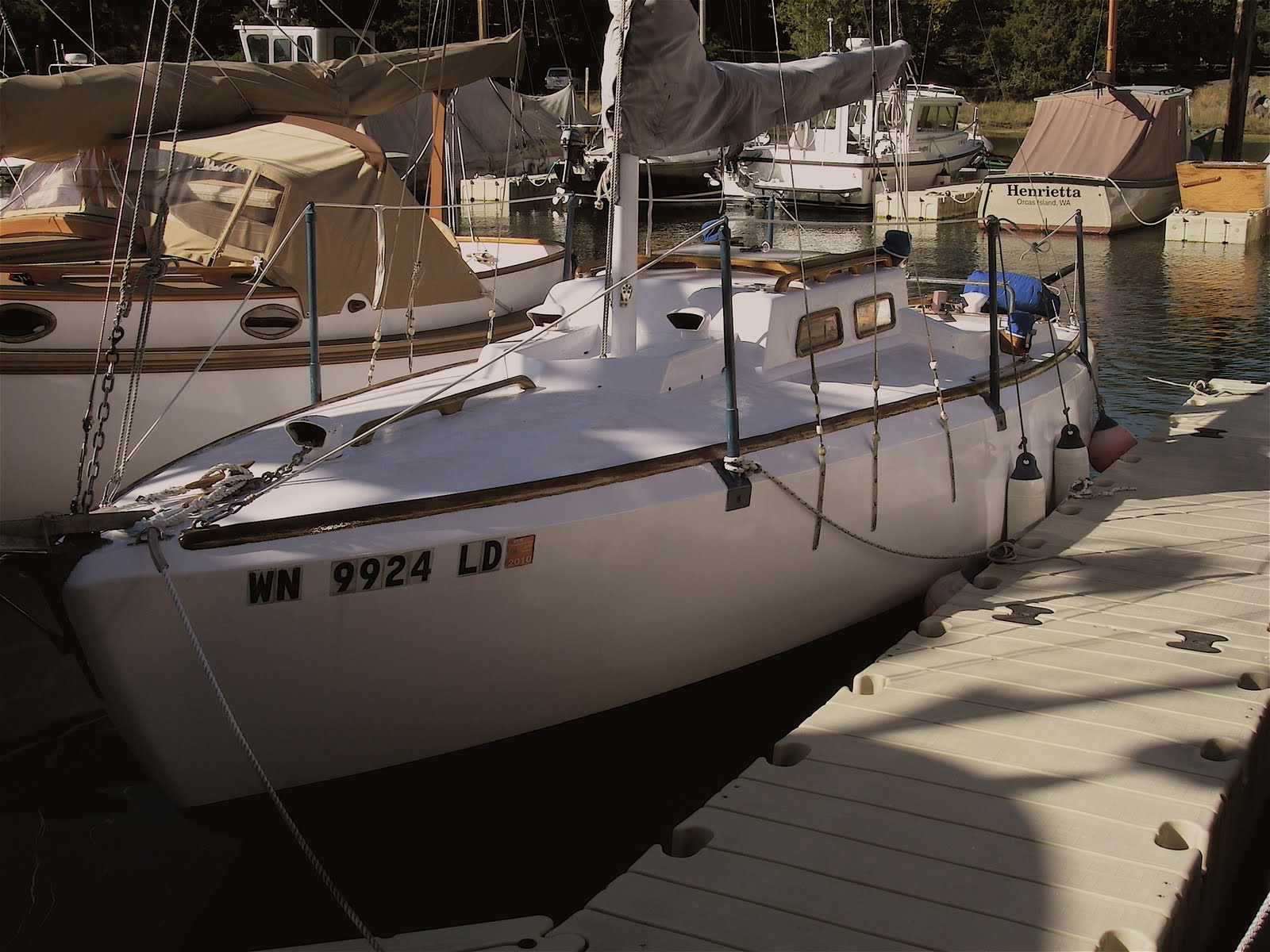 "TERN"--Laurent Giles sloop: Description and Inventory