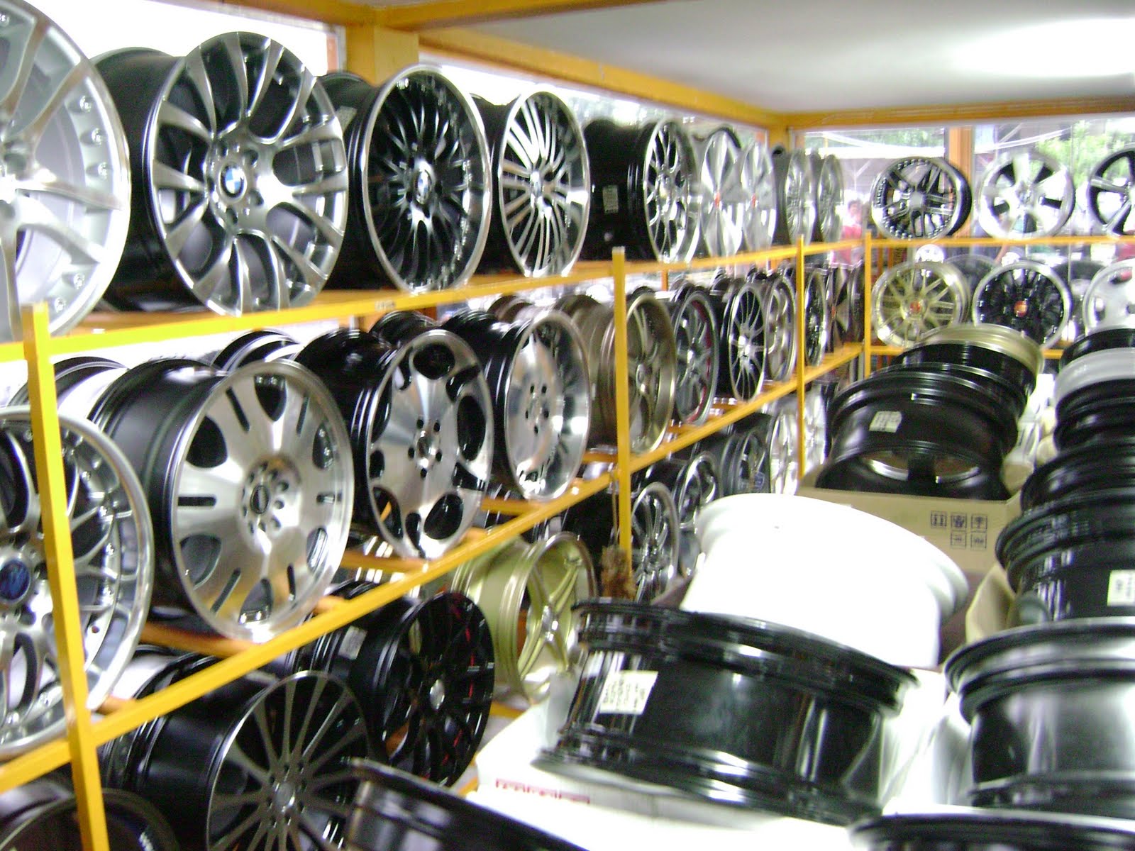 REV MOTORSPORT: more sports rims to choose!!!!
