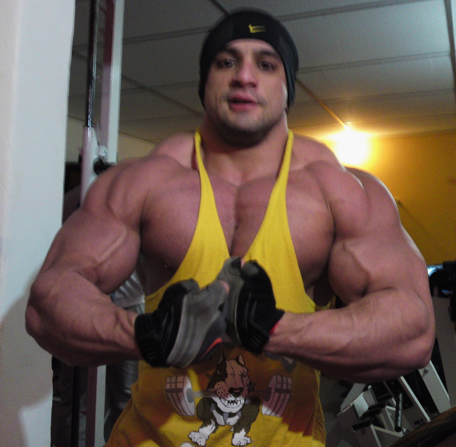 Born 2 B Huge - Ignacio Torres