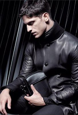 House of Models: Miro Moreira para Armani Collezione