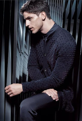 House of Models: Miro Moreira para Armani Collezione