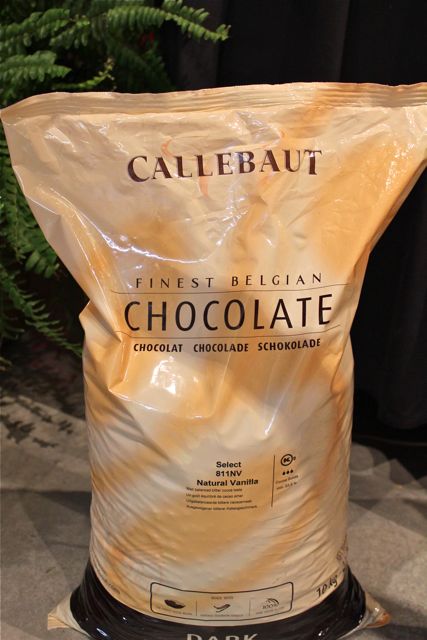 5th and state: PASSION + CHOCOLATE = LOVE