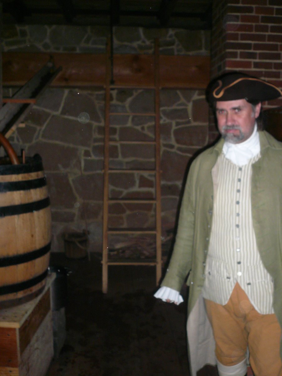 scott's ravings: Tour of George Washington's Distillery and Grist Mill