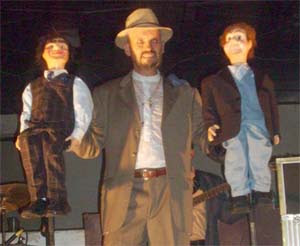 ENRIQUE Y SUS MUÑECOS CHENCHITO Y YIYO VOL..9