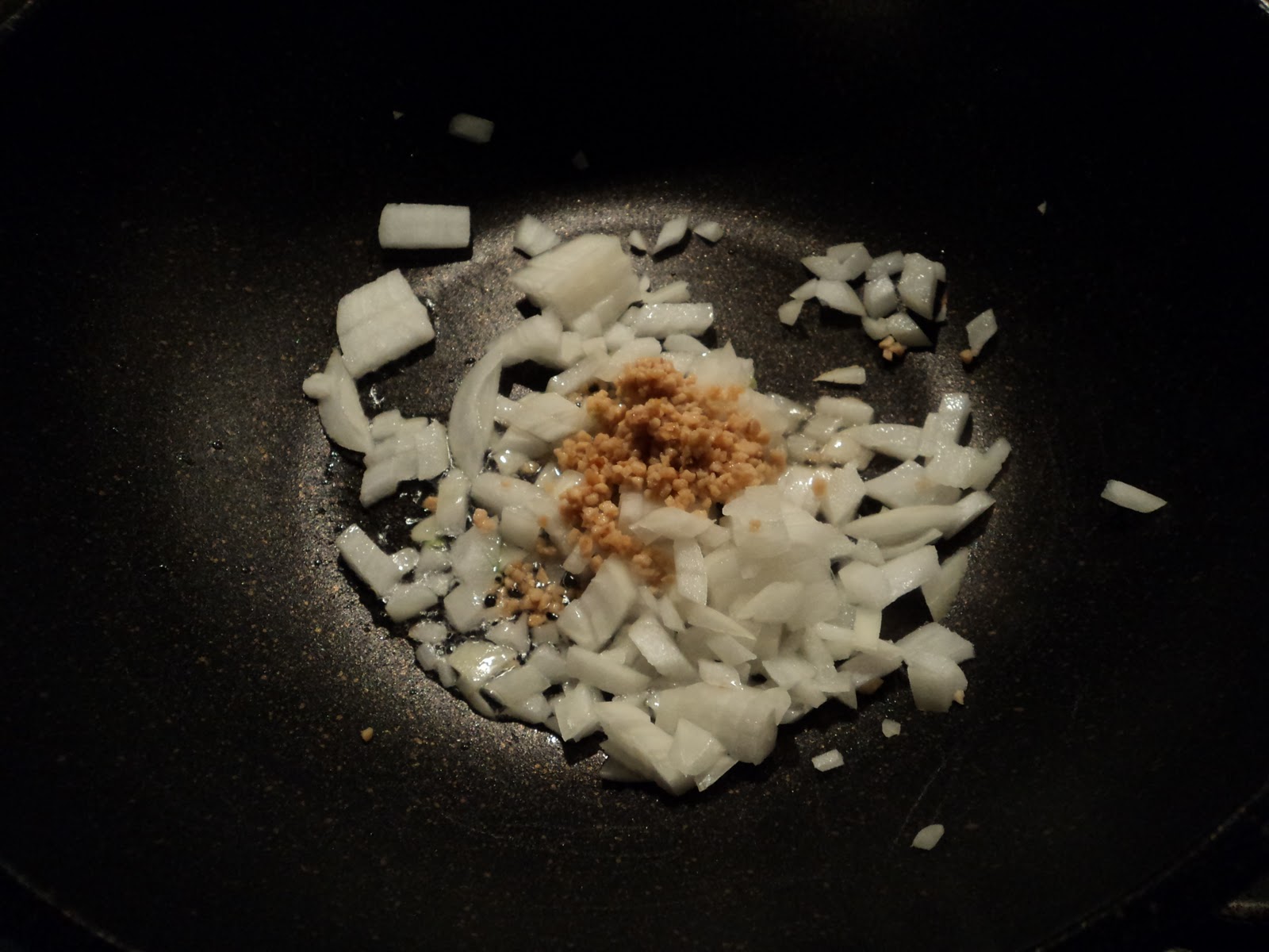 For the love of my family, food, and travel: Lumpia Recipe