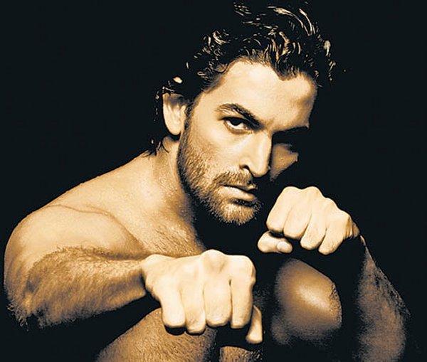 Shirtless Bollywood Men: Neil Nitin Mukesh