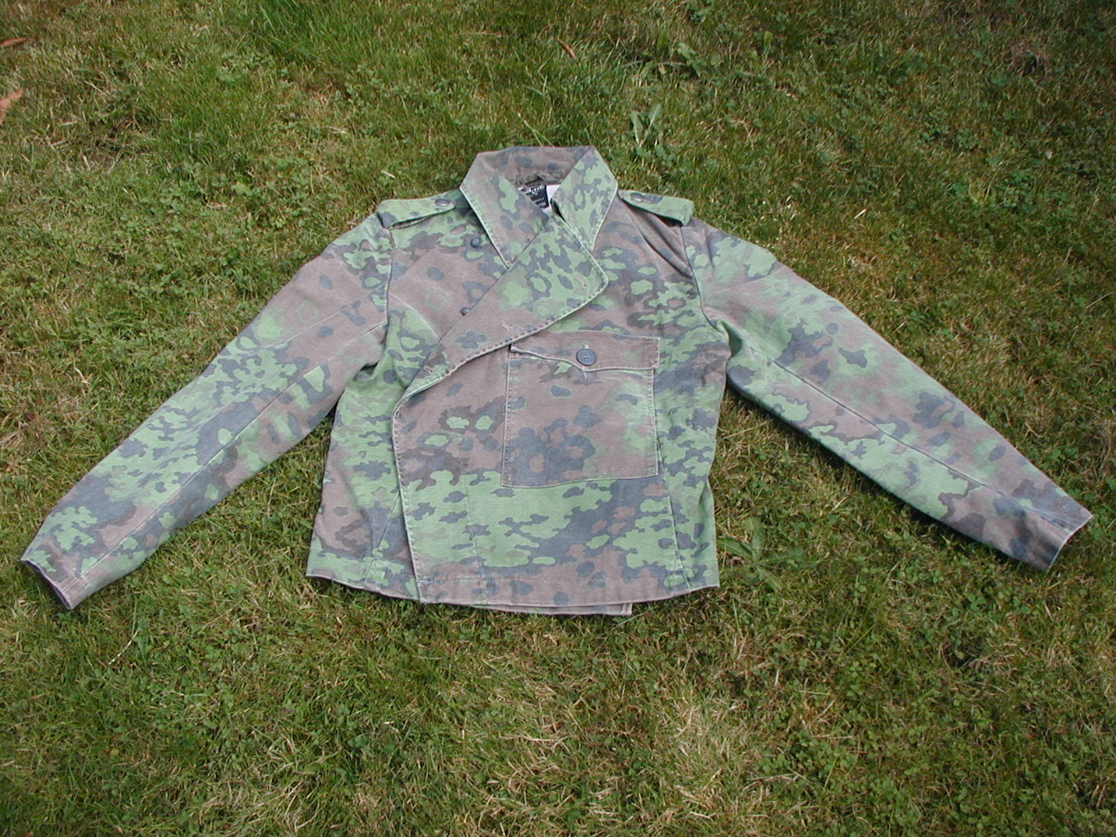 Four Bees: Oak Leaf Camo Panzer Jacket, Sturm Mil;-Tec Reproduction