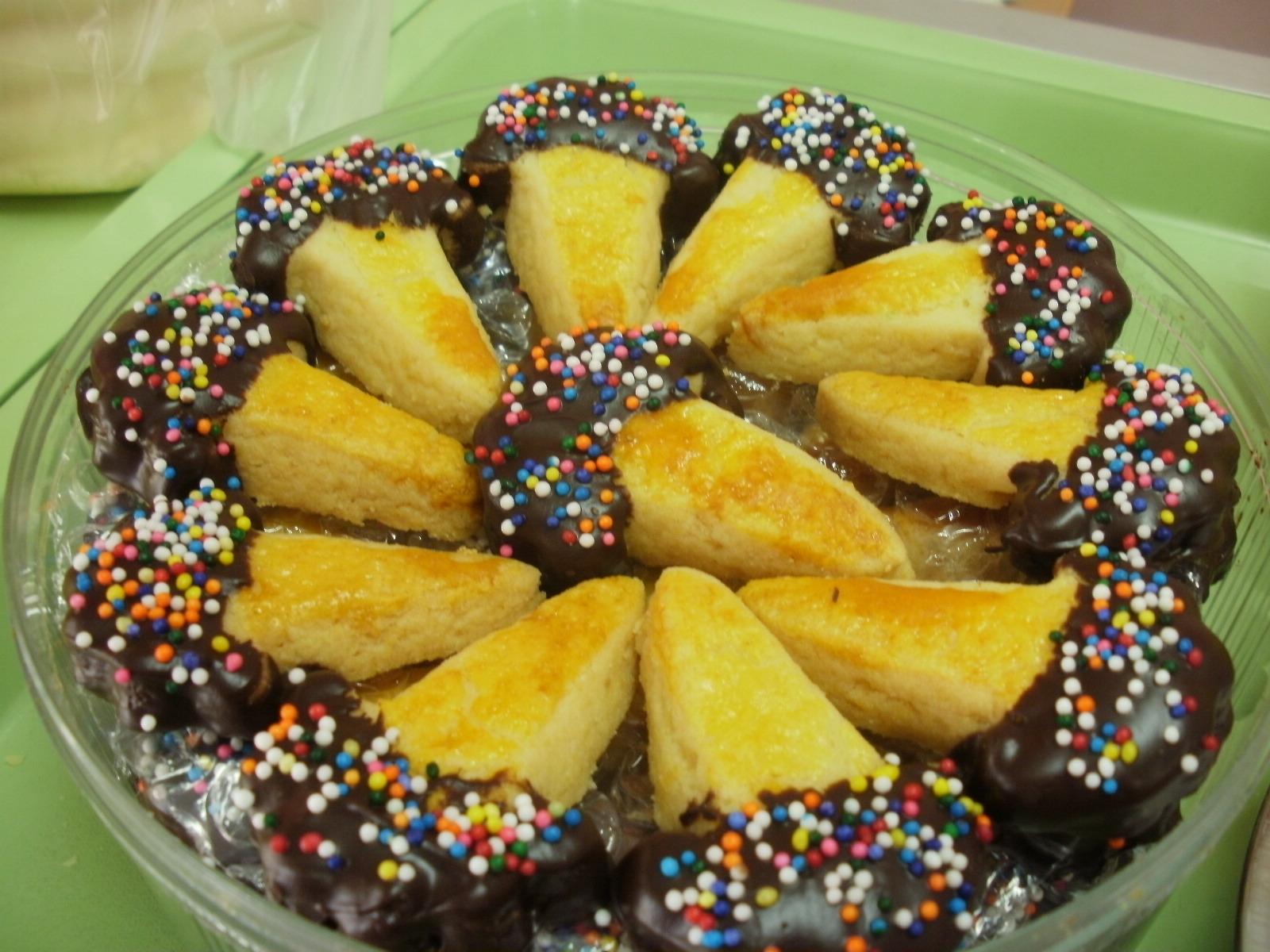 MamaStoves: BISKUT RAYA!!!!