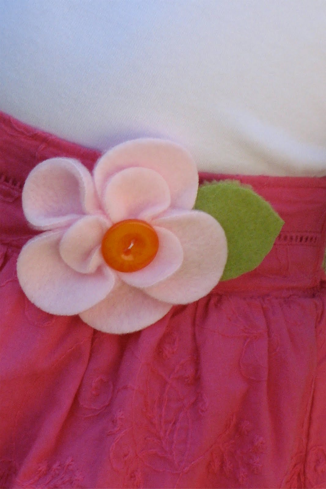 Random Craft: Fleece Flower Overload!