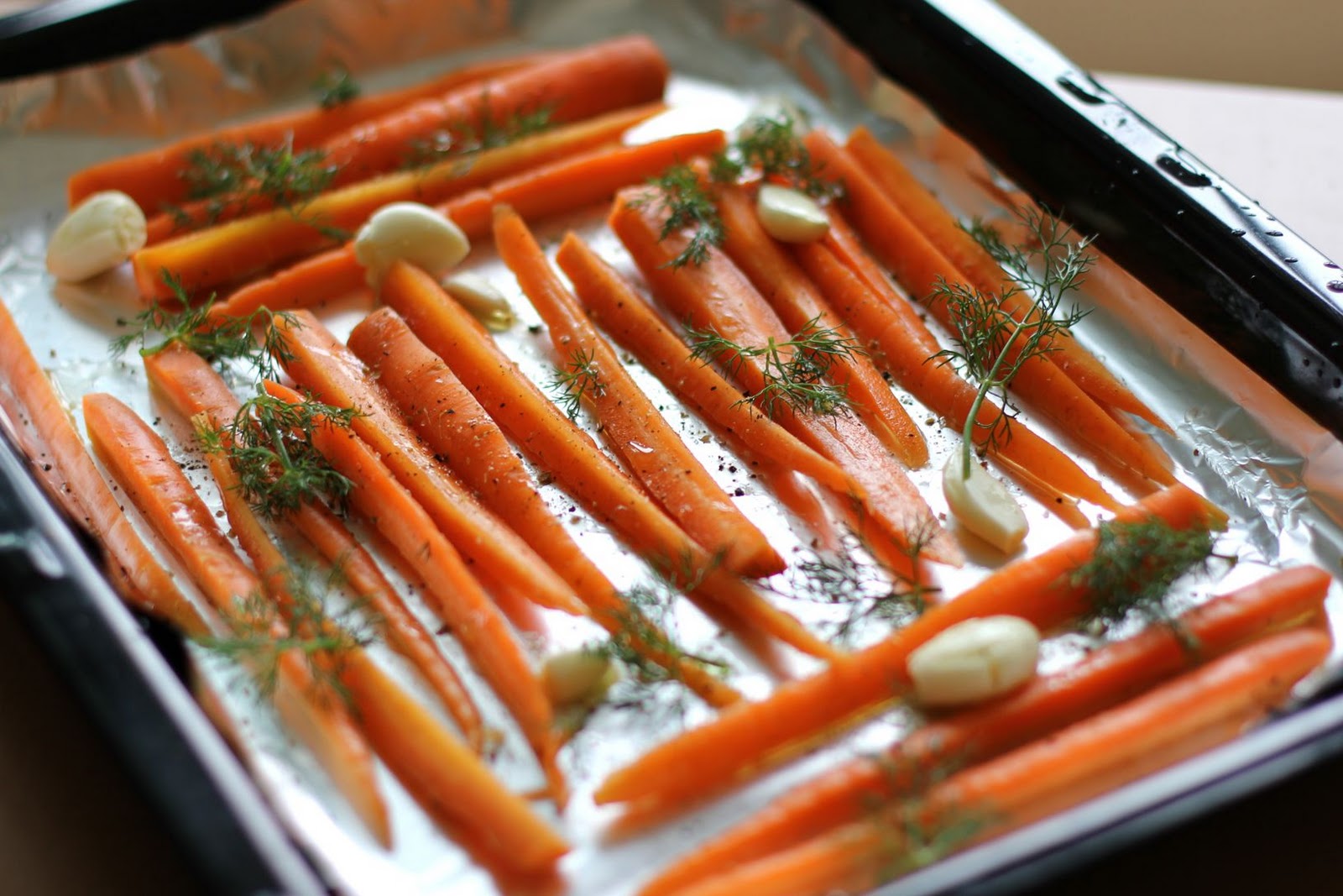 Green Cilantro: Roasted Dutch Carrots with Balsamic Vinegar and Honey