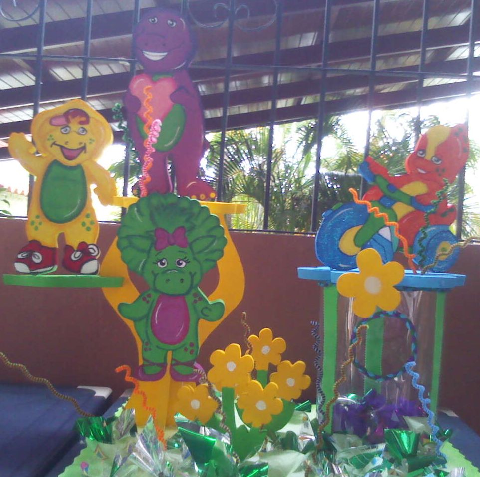 Inversiones Wadodesigns: Barney y sus amigos