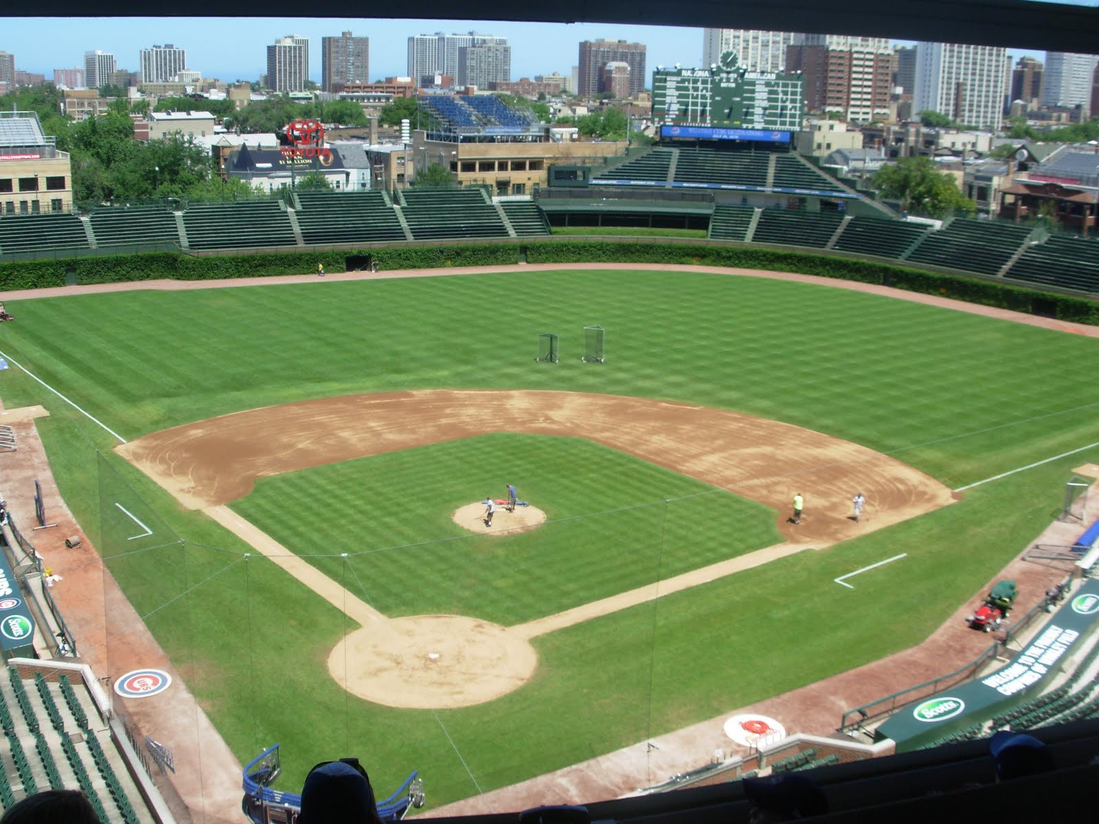 Halasz in Wonderland: Wrigley Field ..... up close and personal