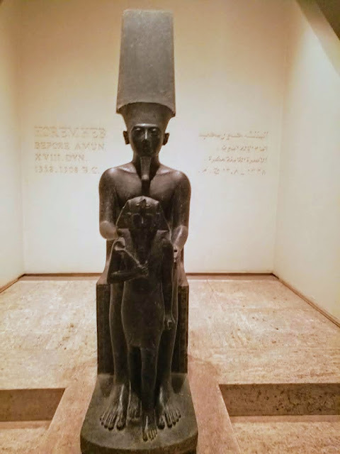 V-INT-EGIPTO: Horemheb con Amón