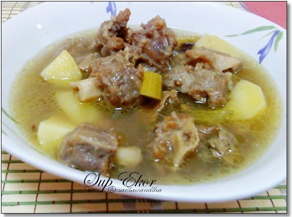 Dari Dapur MaDiHaA: Sup Ekor