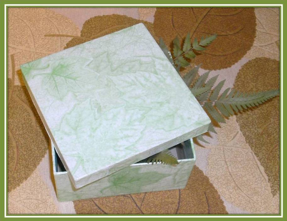 YanniCreations: Fern Botanical Leaf Box - Classic Decoupage