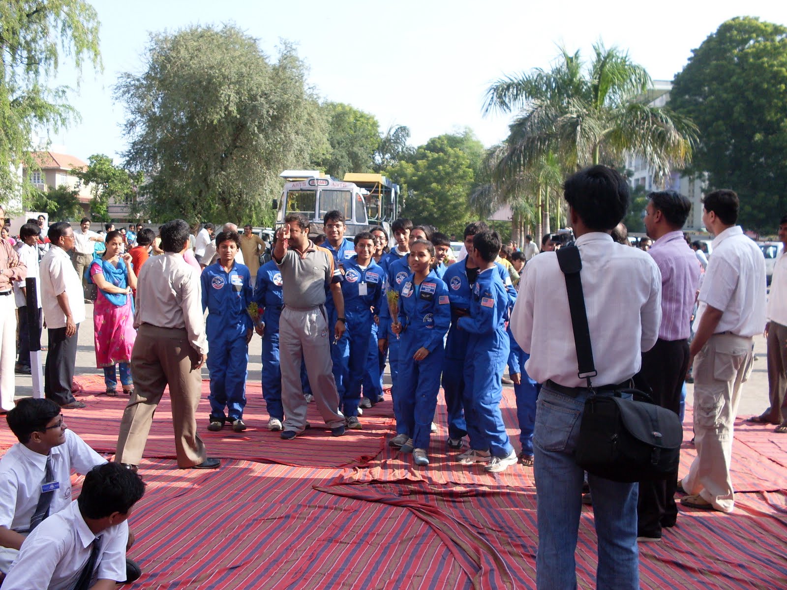 The H.B.Kapadia New High School: HBK tours to NASA (U. S. A ...