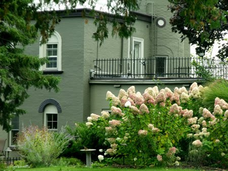 RETRO KIMMER'S BLOG: HARRY BENNETTS CASTLE