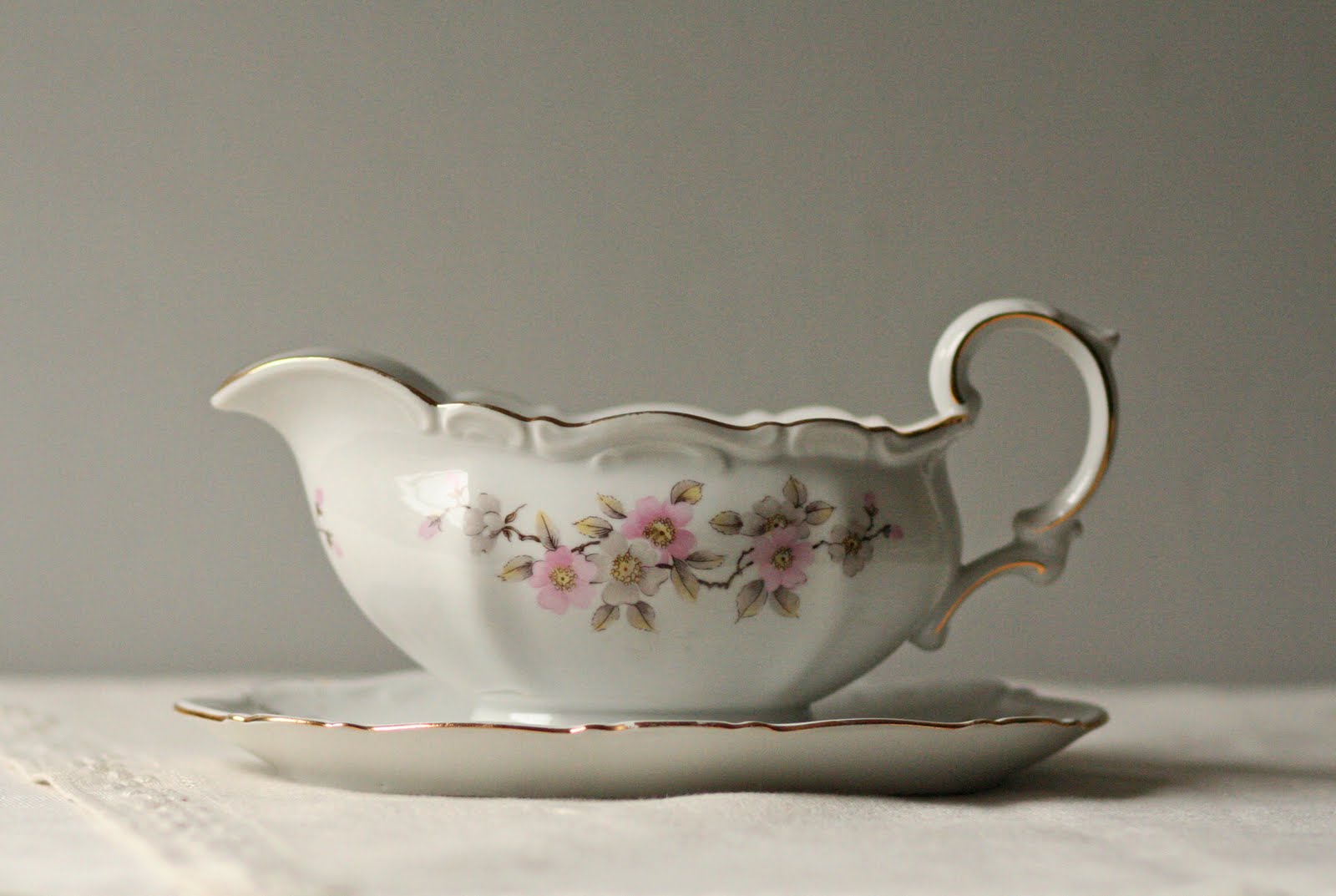 Modish Vintage: vintage fine china