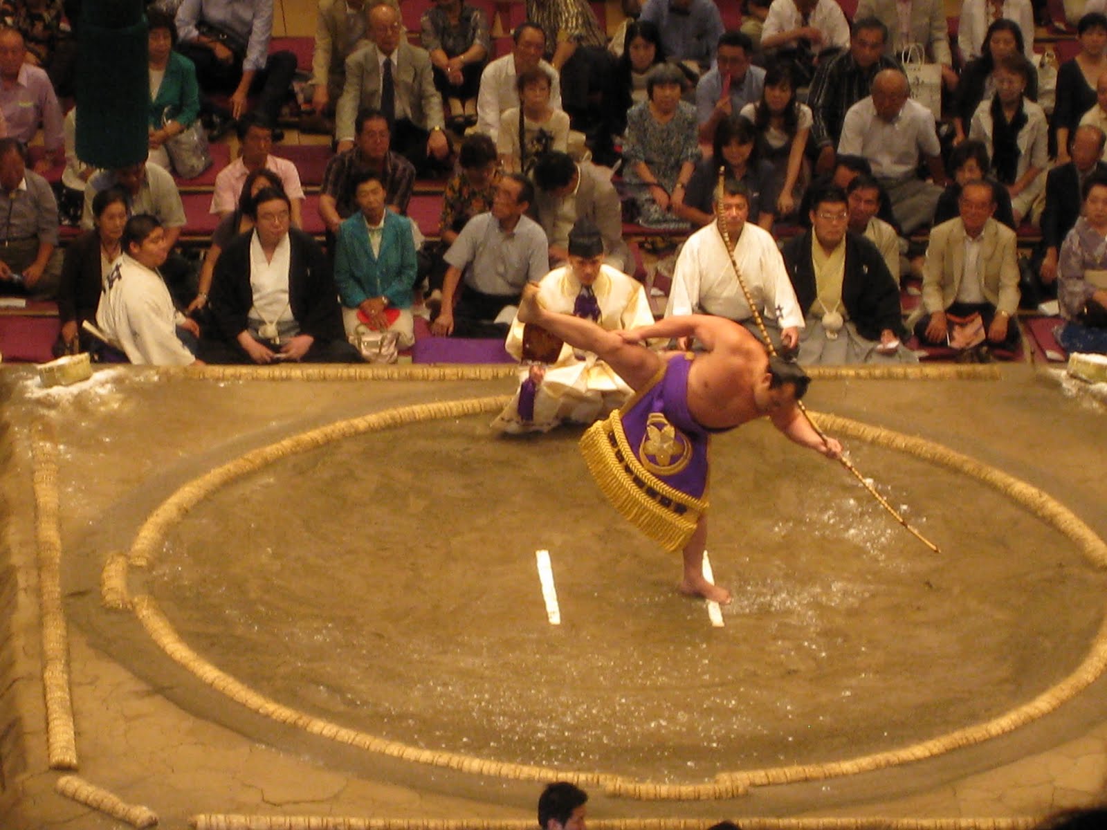 T de Tokyo: Sumo, un deporte con mucho peso