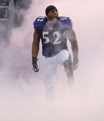 Ravens' Ray Lewis Works Out Police Officers