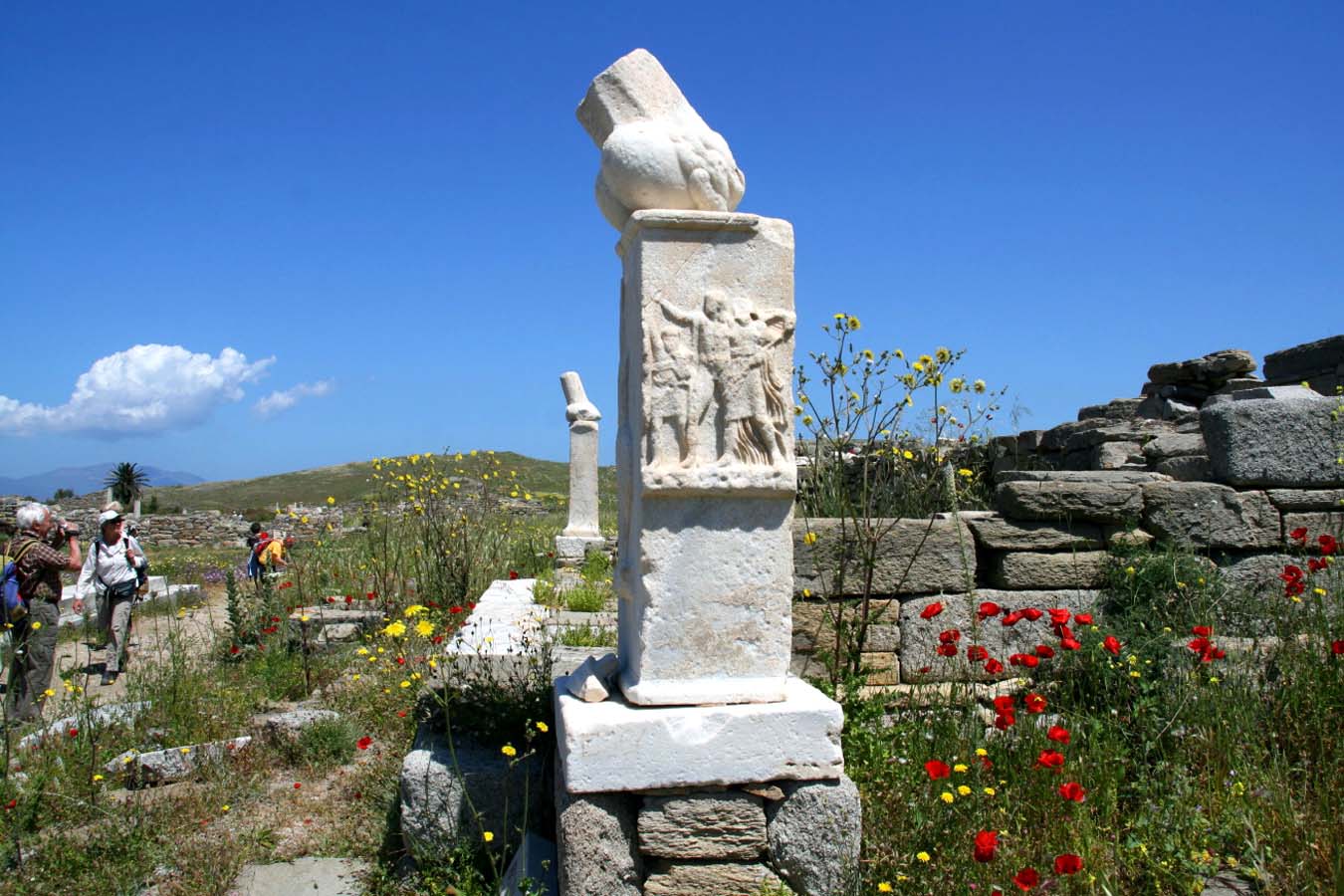 Cyclades, islands in Greece: Delos, Apollo's birth place