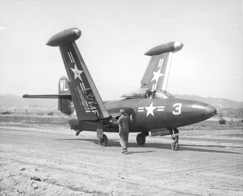 Grumman F9F Panther