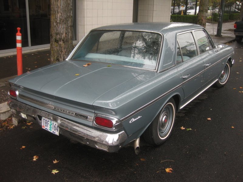 OLD PARKED CARS.: 1964 Rambler Classic 660 Sedan.
