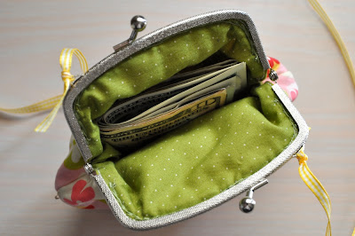 bitty bits & pieces: Purse Frenzy