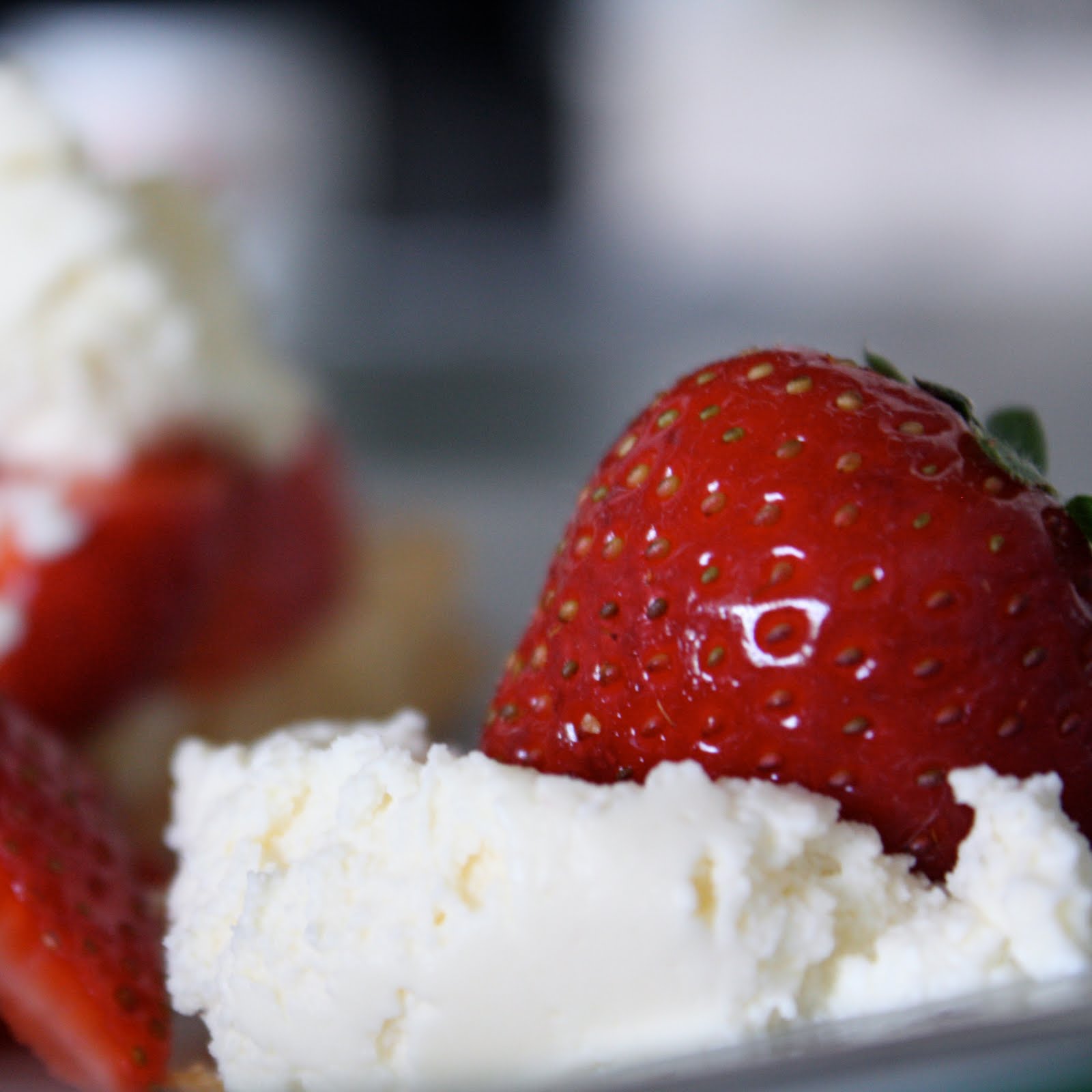 Linzers in London: Signs of summer: Strawberry Shortcake