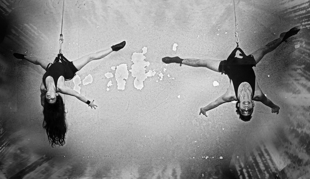 :::Aerial Acrobatic Shows :::: ....:::::::::::::::Aerial dance with ...