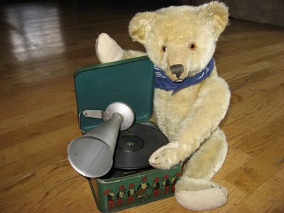 Antique Teddy Bear Crossing: Antique Bing Teddy Bears