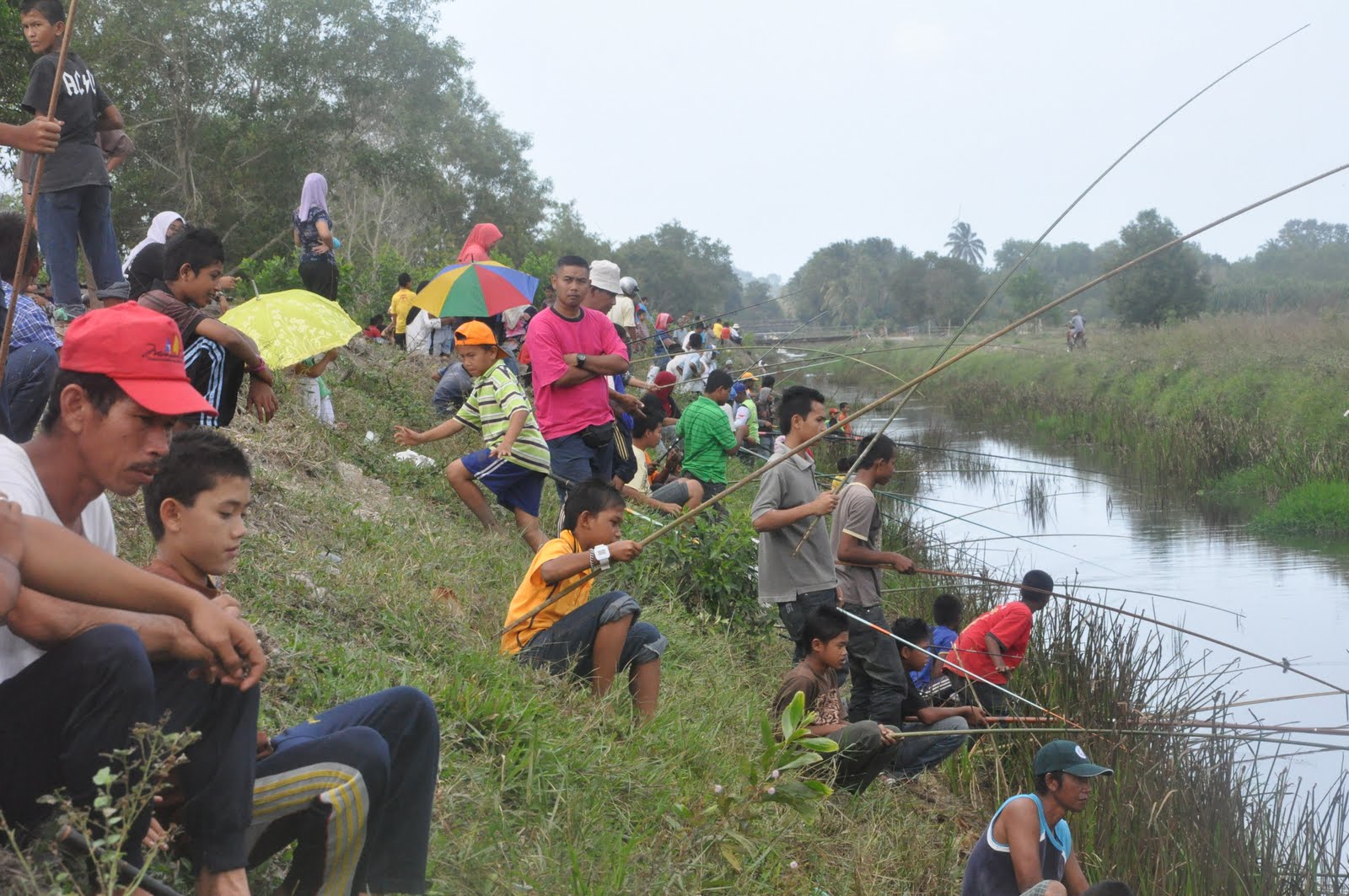SETIU HARI INI: Pertandingan Mengail Ikan Darat.