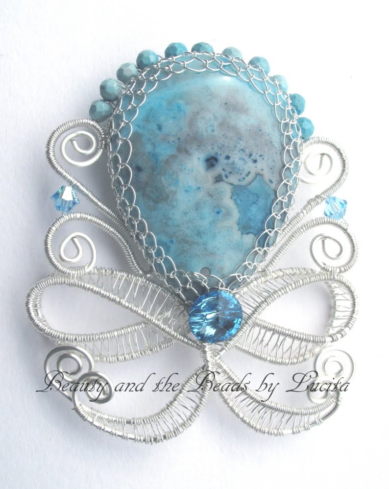 Beauty and the Beads by Lucita: Wire Ribbon Brooch