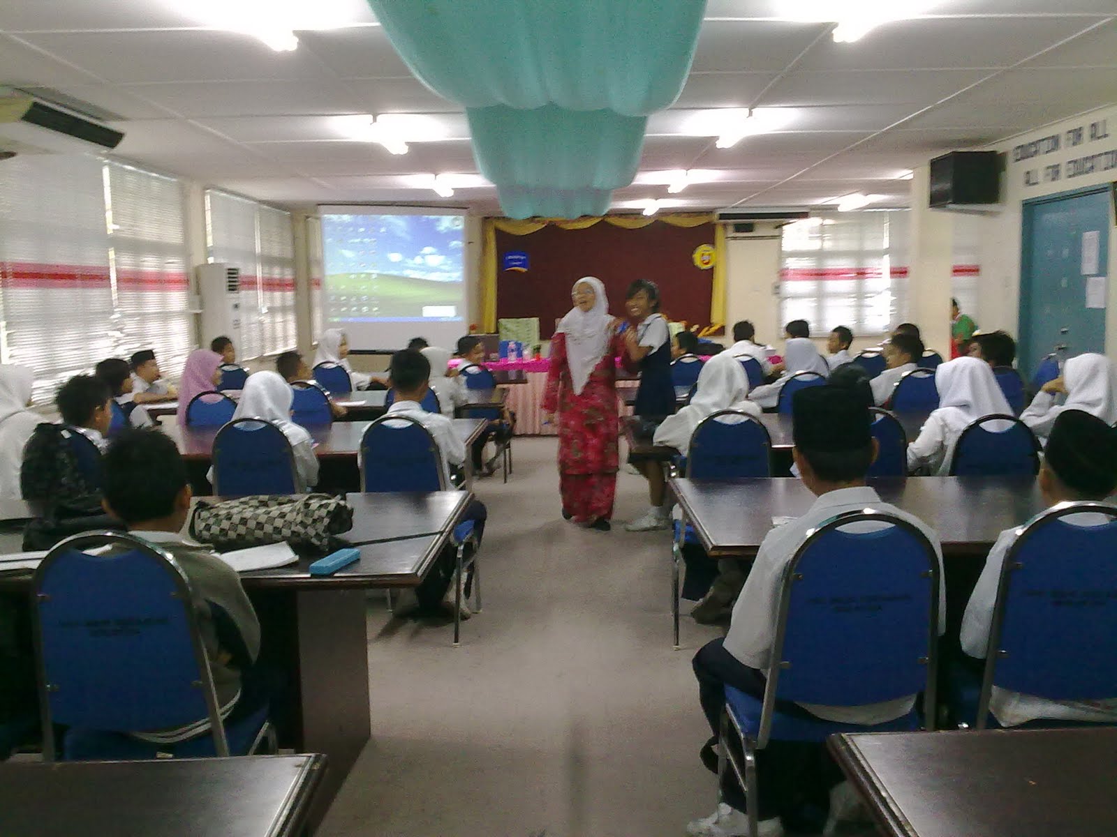 SEKOLAH KEBANGSAAN SARIKEI: Gambar Program Motivasi UPSR di SKS/bilik ...