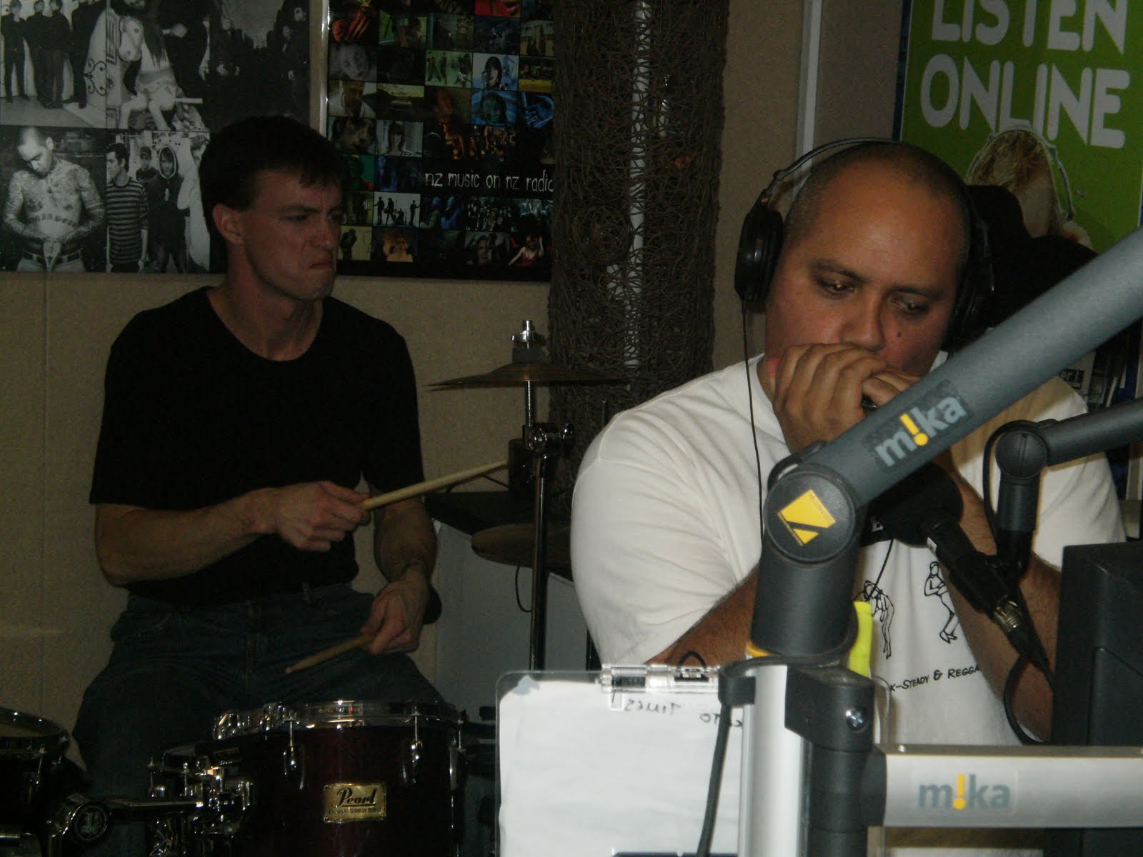 THE BLUES ROOM: May 2010