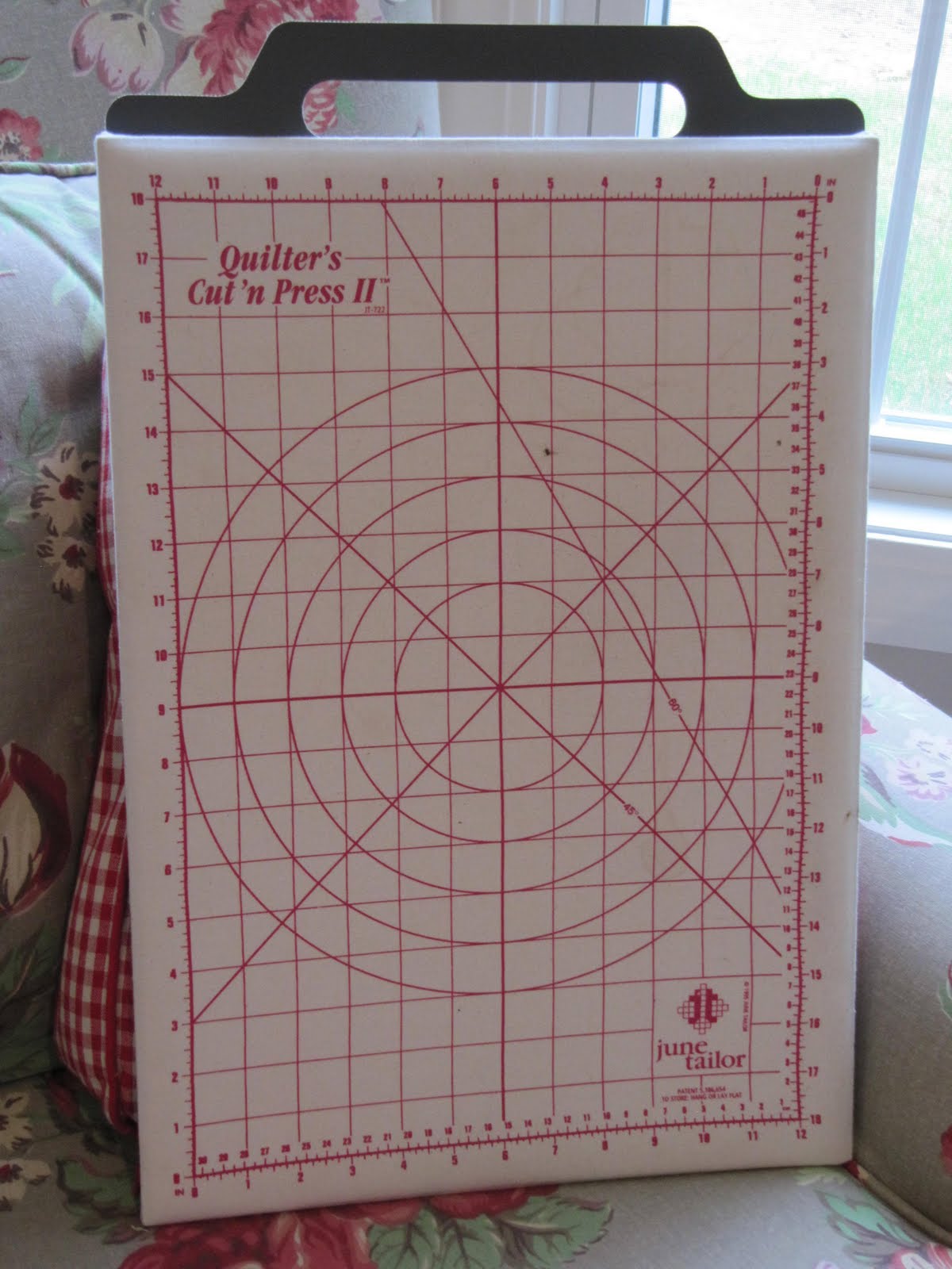 Sew Many Ways...: Pressing Board Into A Lap Desk...