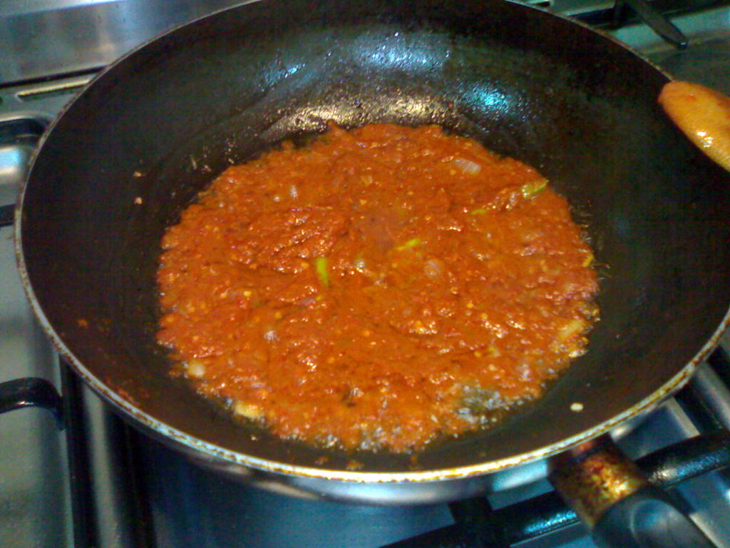 Gastronormias: Assam Fish