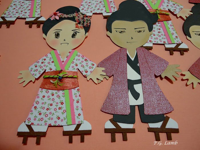 Peachy Paper Crafts: Geisha and Samurai Paper Dolls