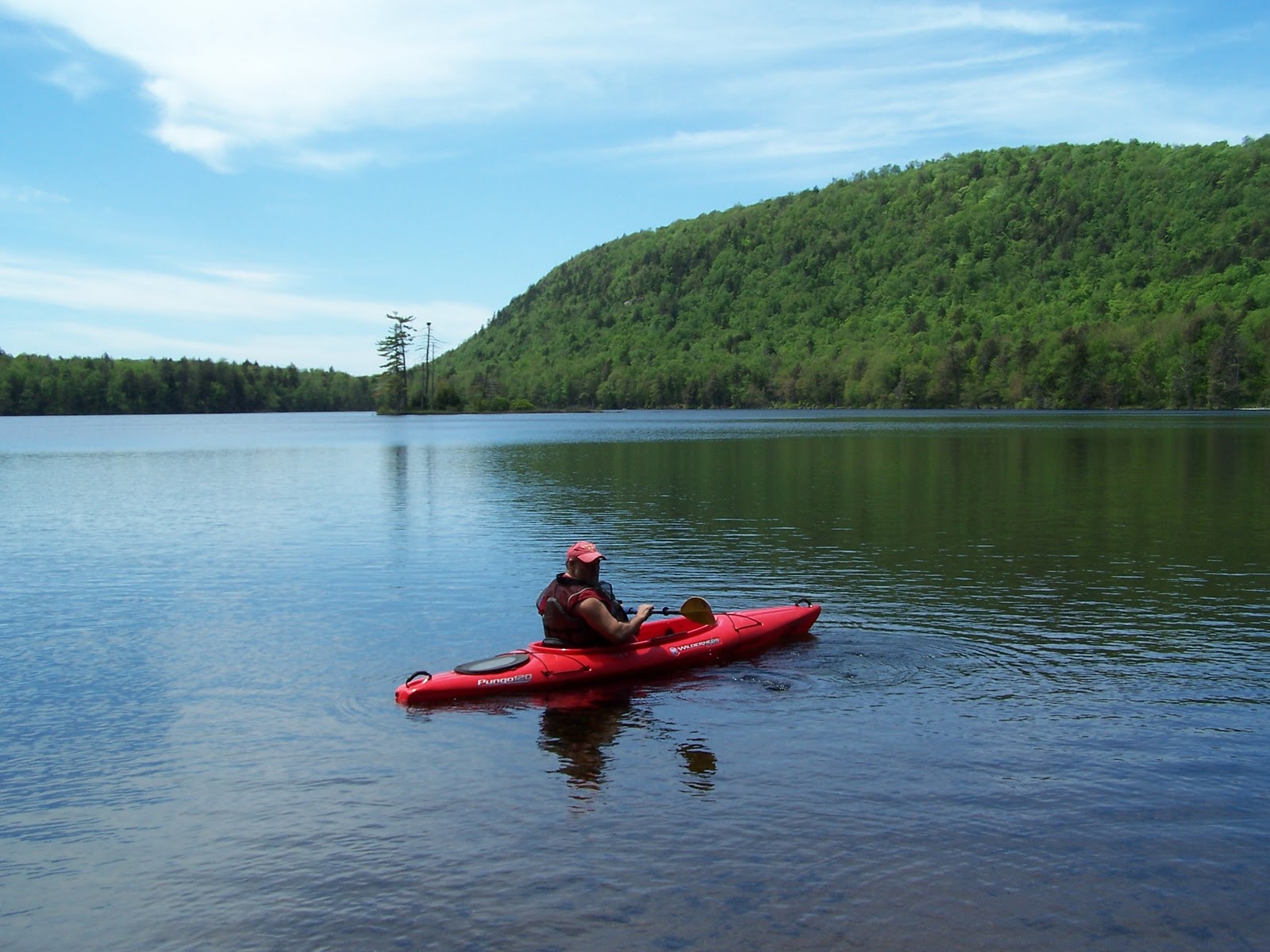 Quiet Kayaking in New York State: Moss Lake