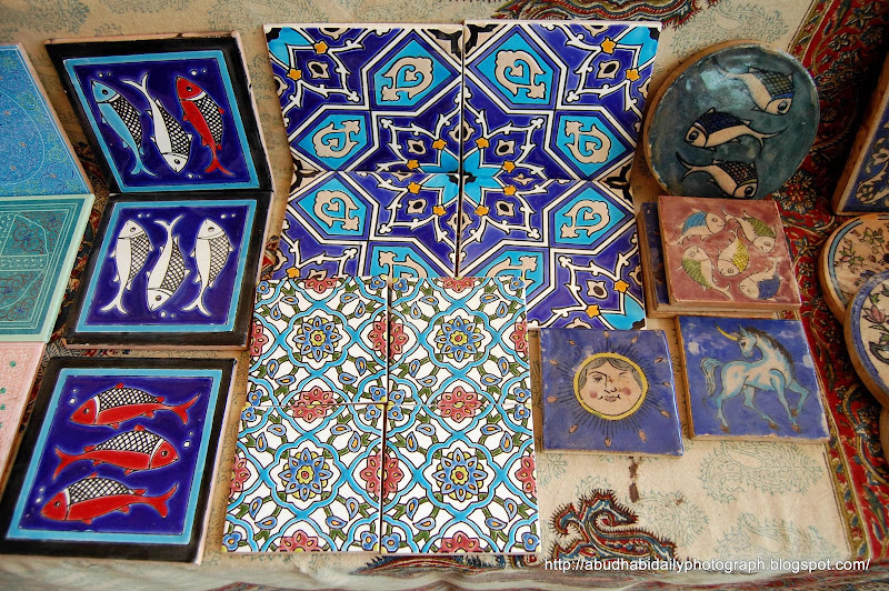 Abu Dhabi Daily Photograph - Get the BIGGER picture: Iranian Tile Work