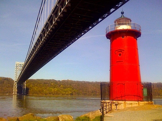 H A R L E M + B E S P O K E: ☞ TOUR: The Little Red Lighthouse