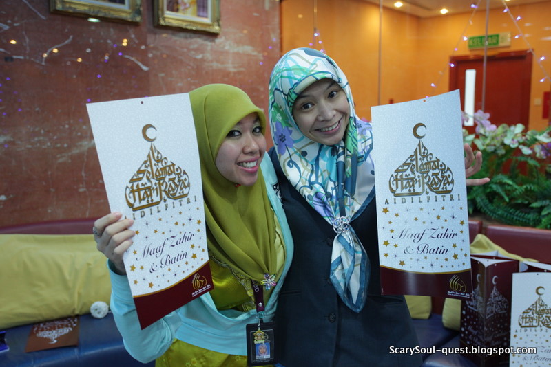 The Quest of The Photographer Wannabe: Decorating The Office For Hari Raya