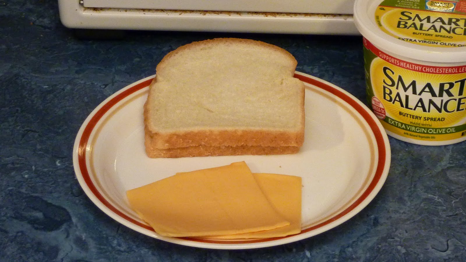 A Squirrel in Babylon: The Squirrel Can Cook - Grilled-Cheese Sandwich