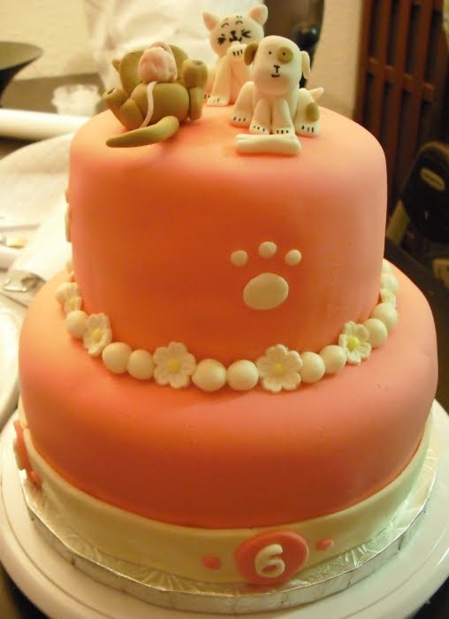 Bluebonnet Bakeshop: Pet-themed Cake for Gabriela's 6th Birthday