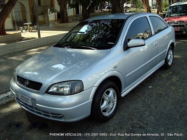 Chevrolet Astra Hatch 2001 GL 1.8: fotos, preço e consumo