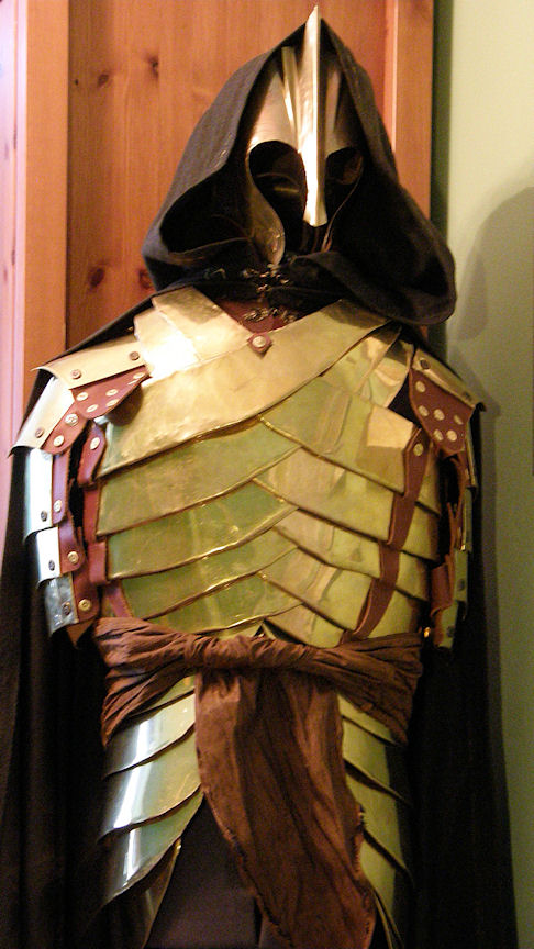 Valkoinen käsi: Elven armour in english