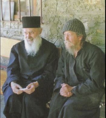 ΑΠΑΝΤΑ ΟΡΘΟΔΟΞΙΑΣ: ΓΕΡΩΝ ΓΑΒΡΙΗΛ ΚΑΡΥΕΣ.