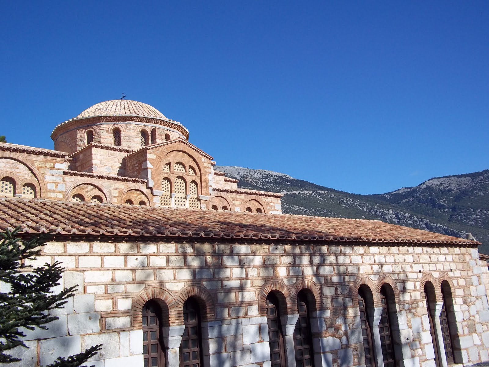 ΑΠΑΝΤΑ ΟΡΘΟΔΟΞΙΑΣ: ΞΕΝΑΓΗΣΗ ΣΤΗΝ ΙΕΡΑ ΜΟΝΗ ΟΣΙΟΥ ΛΟΥΚΑ ΣΤΕΙΡΙ ΒΟΙΩΤΙΑΣ