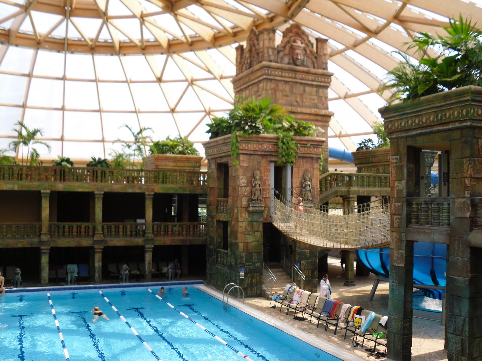 Julia: Aquaworld Budapest