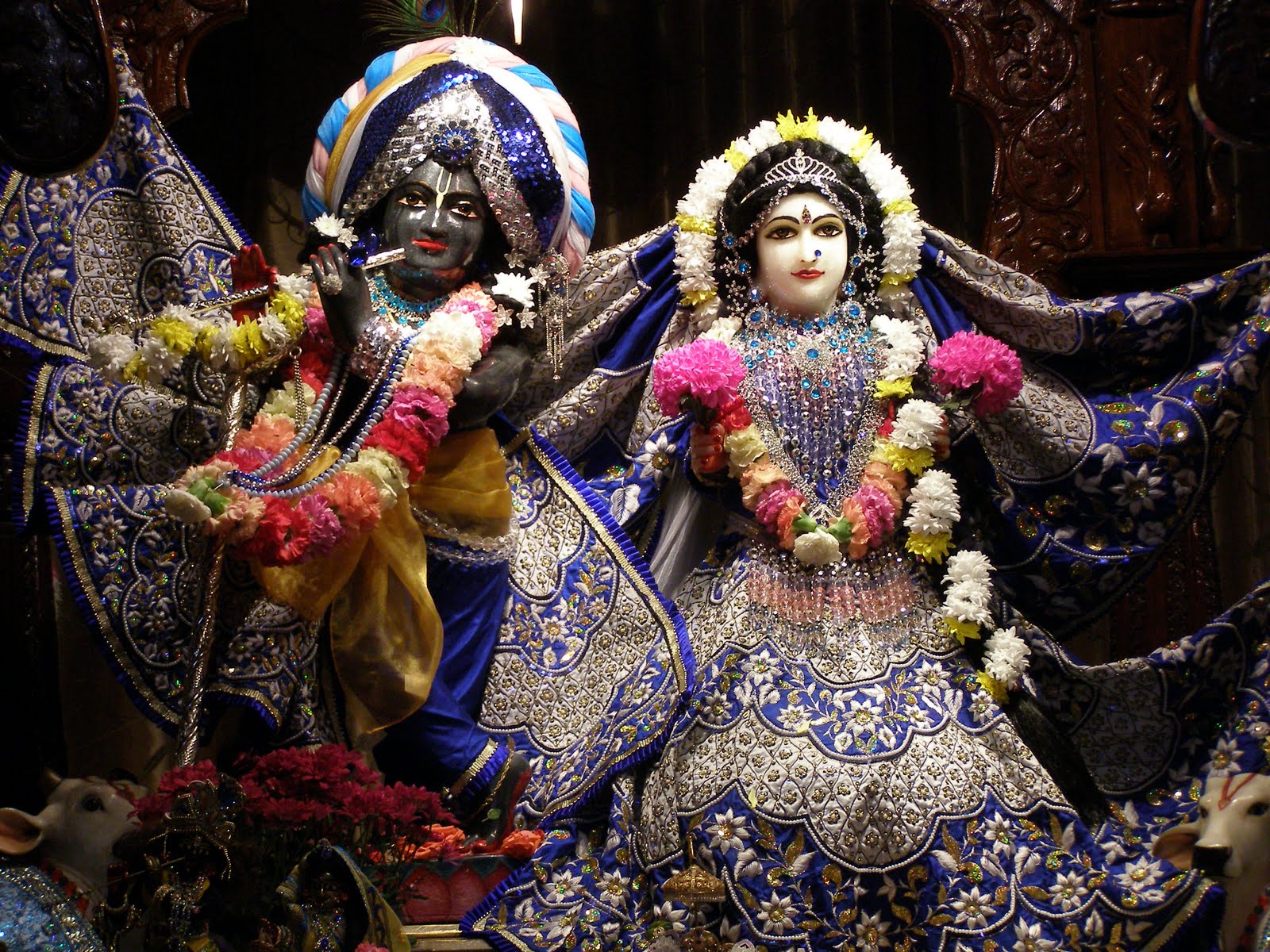 Devotees Vaishnavas: ISKCON Toronto, Canada: Toronto Sankirtan Team's ...